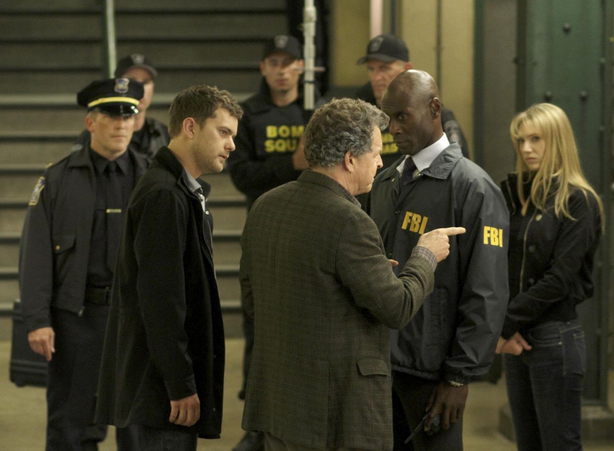 Photo de Lance Reddick - Photo Joshua Jackson, Anna Torv, John Noble ...
