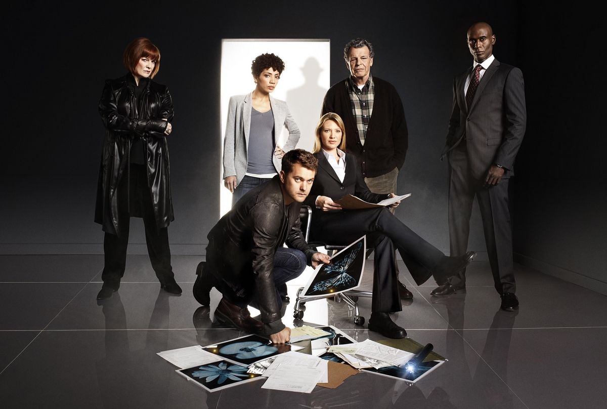 Fringe : Fringe : Photo Anna Torv, Blair Brown, Jasika Nicole, John ...