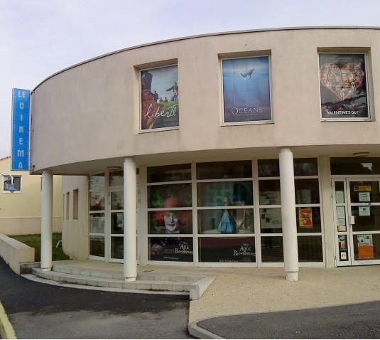 Cinéma Le cinéma à Pierrelatte (26700 ) - AlloCiné