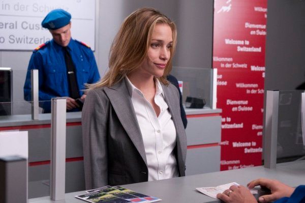 Covert Affairs : Covert Affairs : Photo Piper Perabo - 367 sur 401 ...