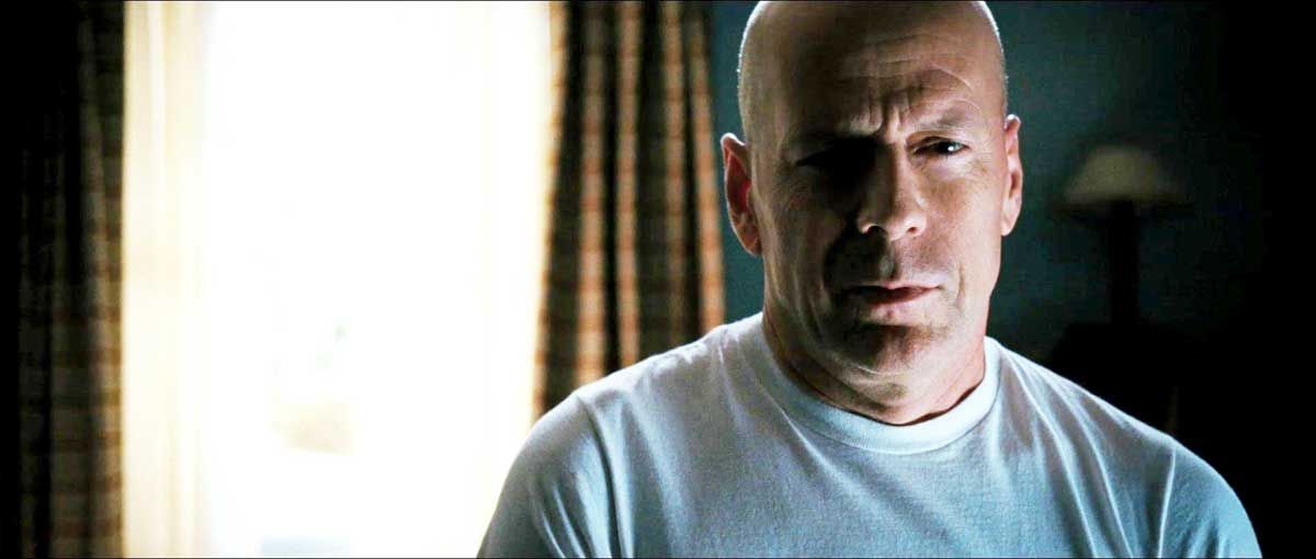 Photo de Bruce Willis - Red : Photo Bruce Willis - Photo 307 sur 444 ...