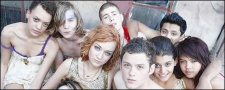 Découvrez le premier trailer de "Skins" version US - News Séries - AlloCiné
