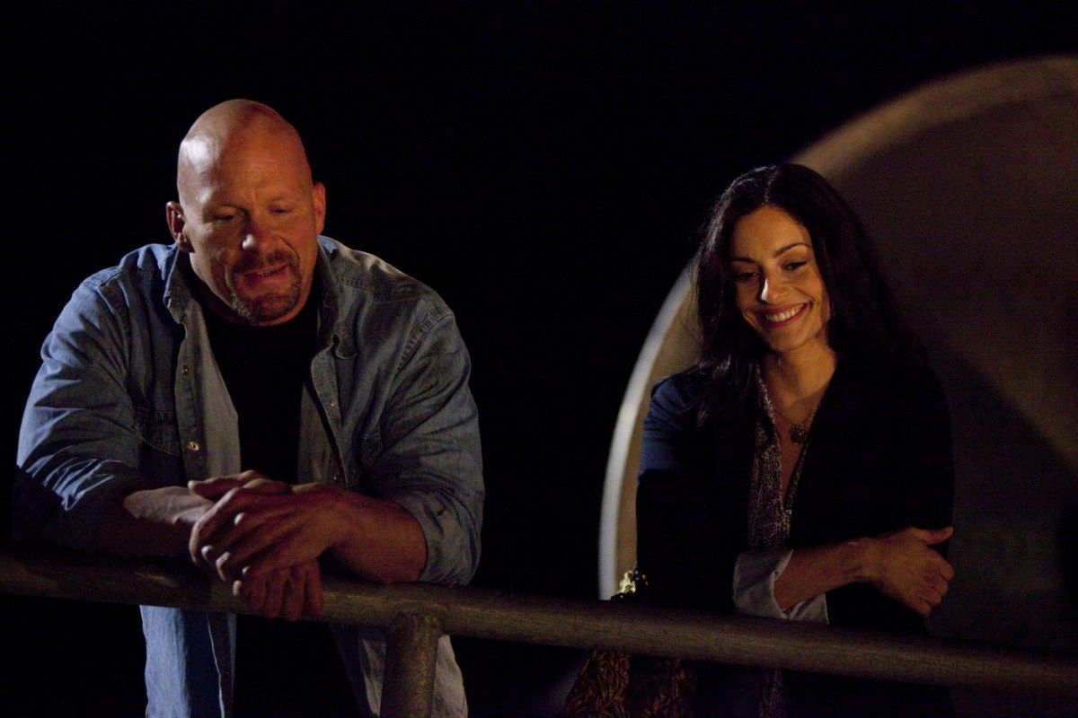 Photo de Steve Austin - The Stranger : Photo Steve Austin, Erica Cerra ...