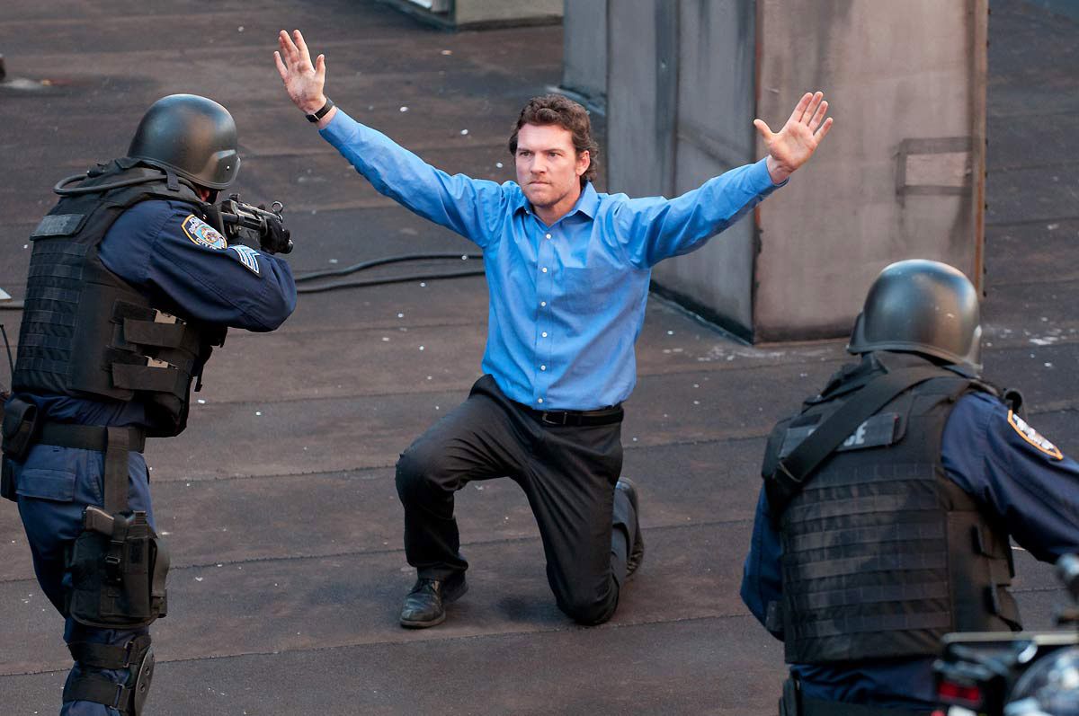 Photo du film Dos au mur - Photo 6 sur 19 - AlloCiné