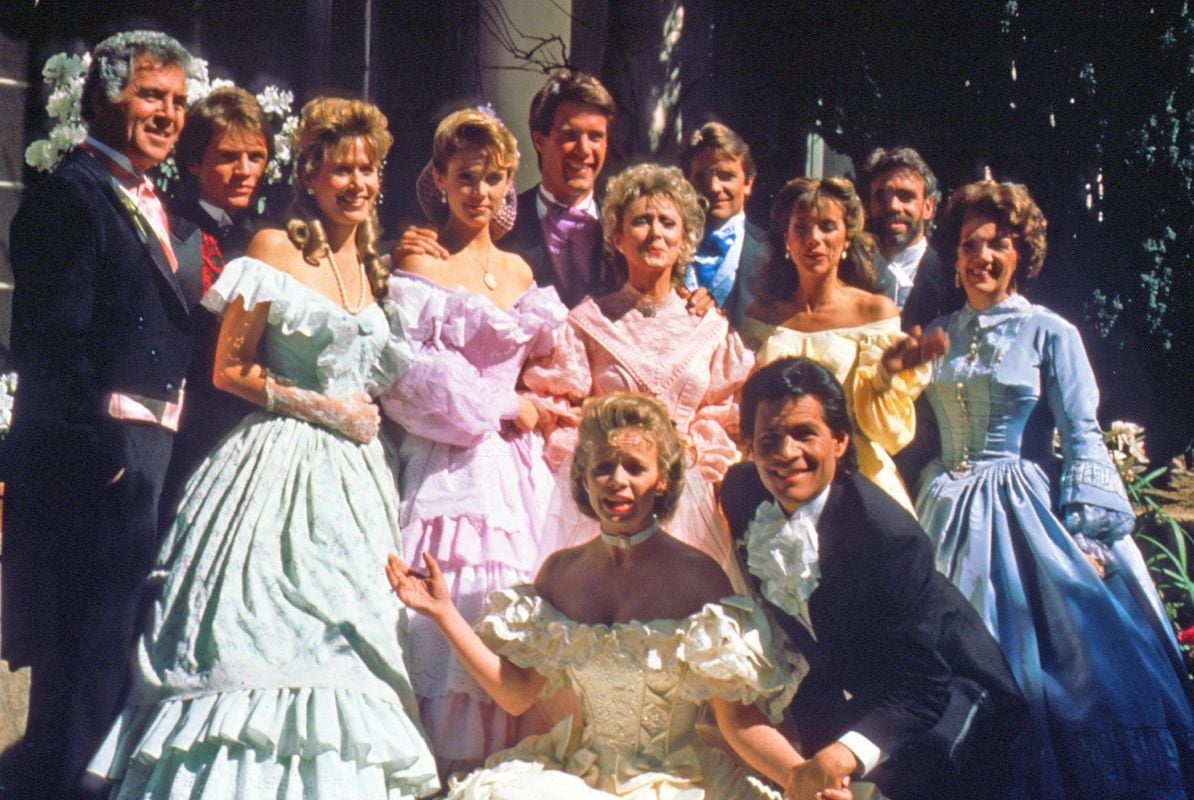 Photo de Ross Kettle - Photo Nancy Lee Grahn, Lane Davies, Scott Jaeck ...