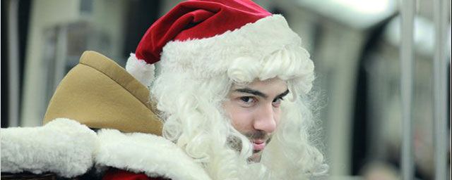 Le Père Noël : avant-première dans 127 cinémas français - Actus Ciné ...