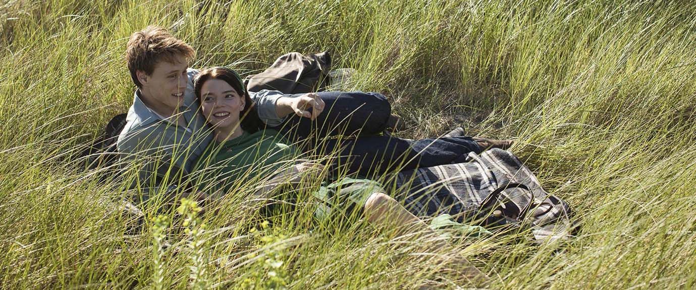 Charlie Heaton, Anya Taylor-Joy... Qui sont les héros du Secret des ...