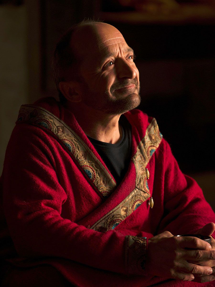 Lost Girl : Lost Girl : Photo Richard Howland - 70 sur 145 - AlloCiné