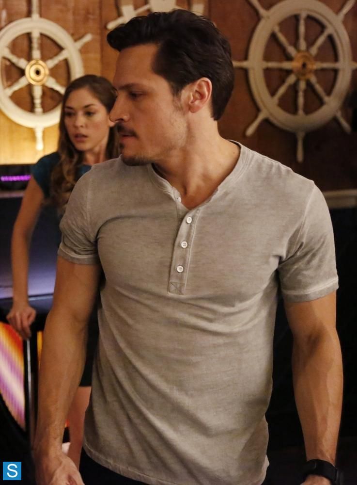 Revenge : Revenge : Photo Nick Wechsler (II), Annabelle Stephenson ...