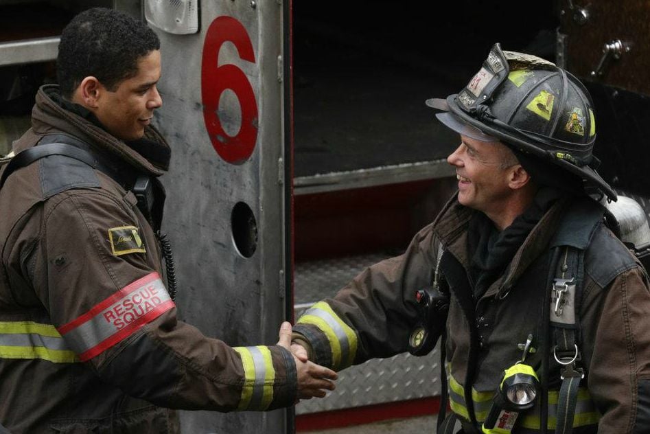 Photo de Charlie Barnett - Chicago Fire : Photo Charlie Barnett, David ...
