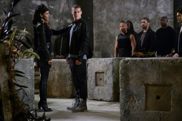 Photo de Greg Finley (II) - Star-Crossed : Photo Greg Finley (II ...