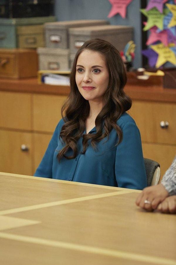 Community : Community : Photo Alison Brie - 125 sur 356 - AlloCiné