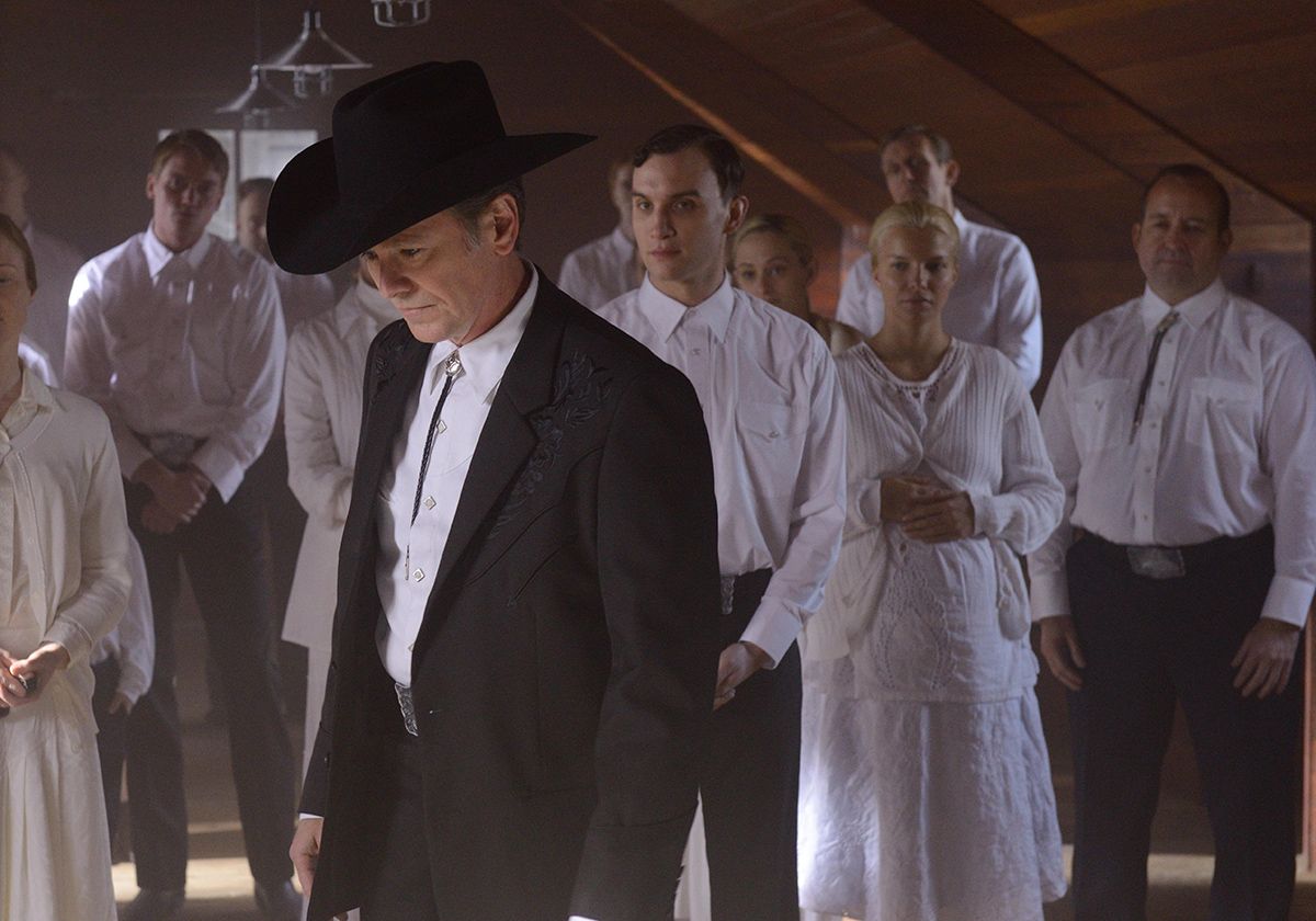 Photo de Peter Outerbridge - Photo Ari Millen, Peter Outerbridge - AlloCiné