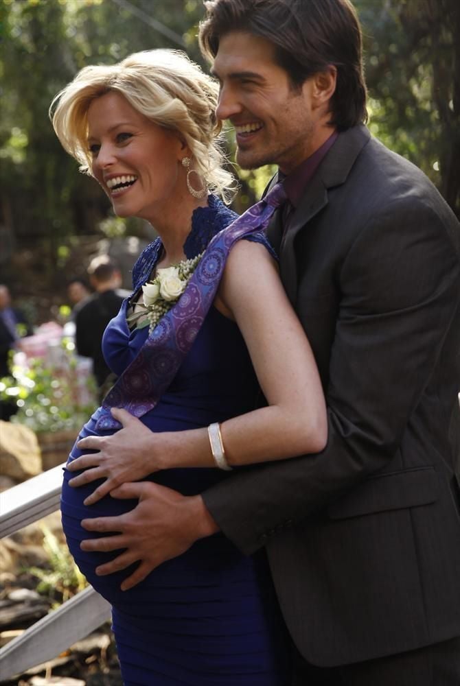 Modern Family : Modern Family : Photo Michael Rupnow, Elizabeth Banks ...