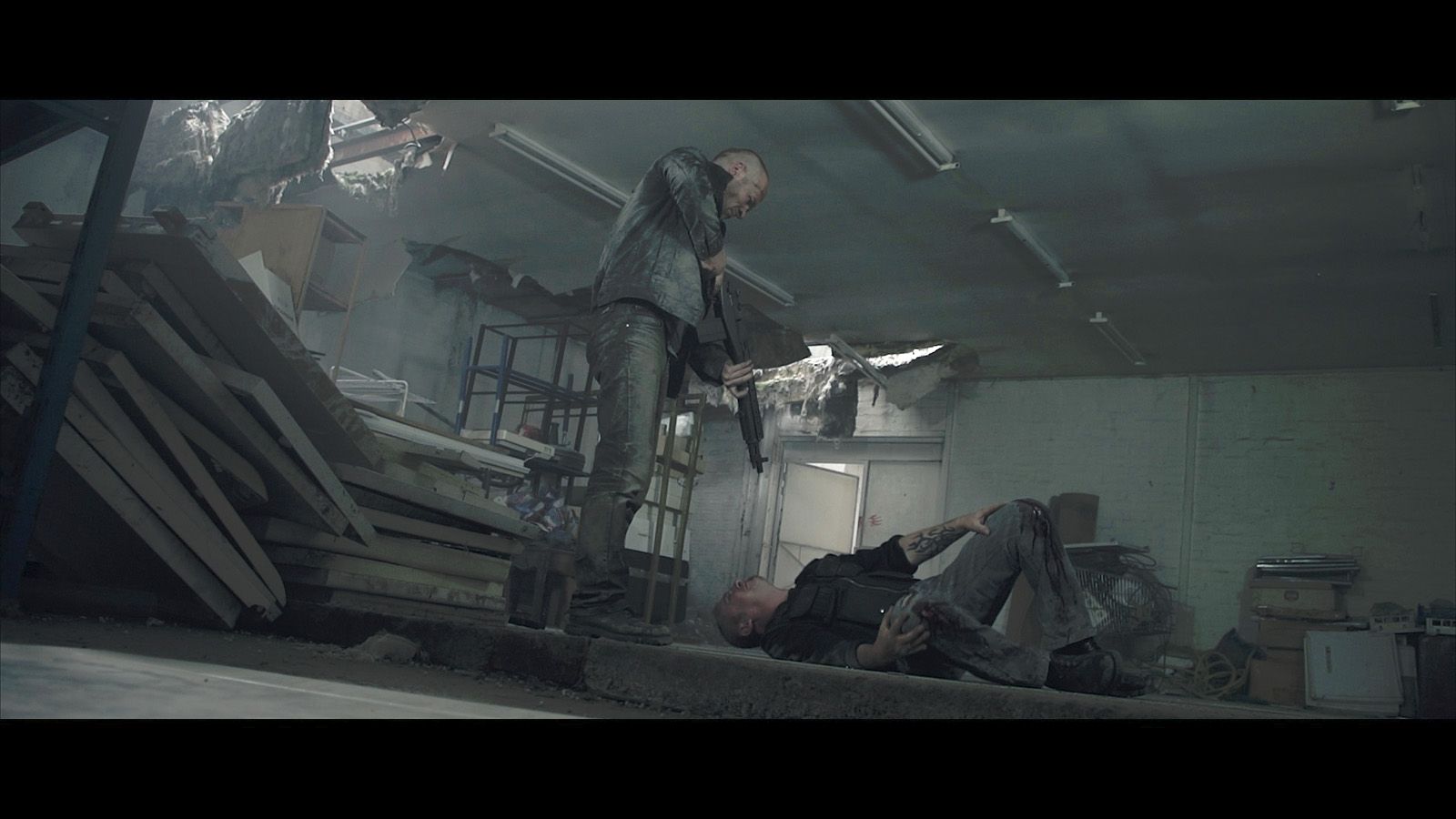 Photo du film Revanche - Photo 13 sur 25 - AlloCiné