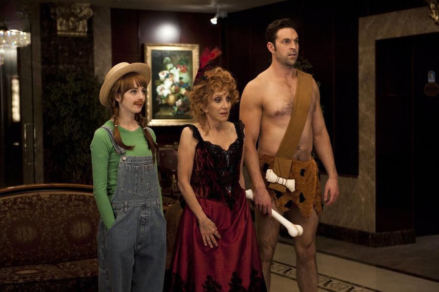 Working the Engels : Working the Engels : Photo Kacey Rohl, Benjamin G ...