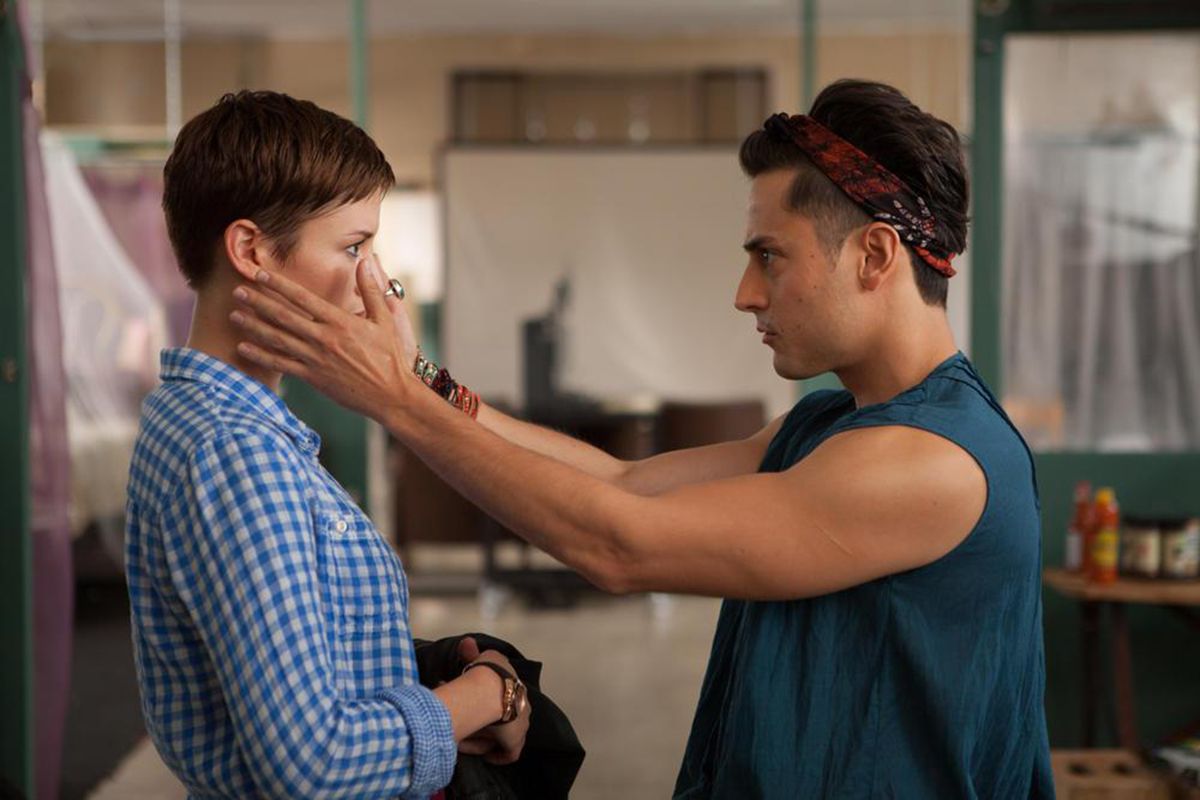 Photo de Raul Casso - Taxi : Brooklyn : Photo Raul Casso, Chyler Leigh ...