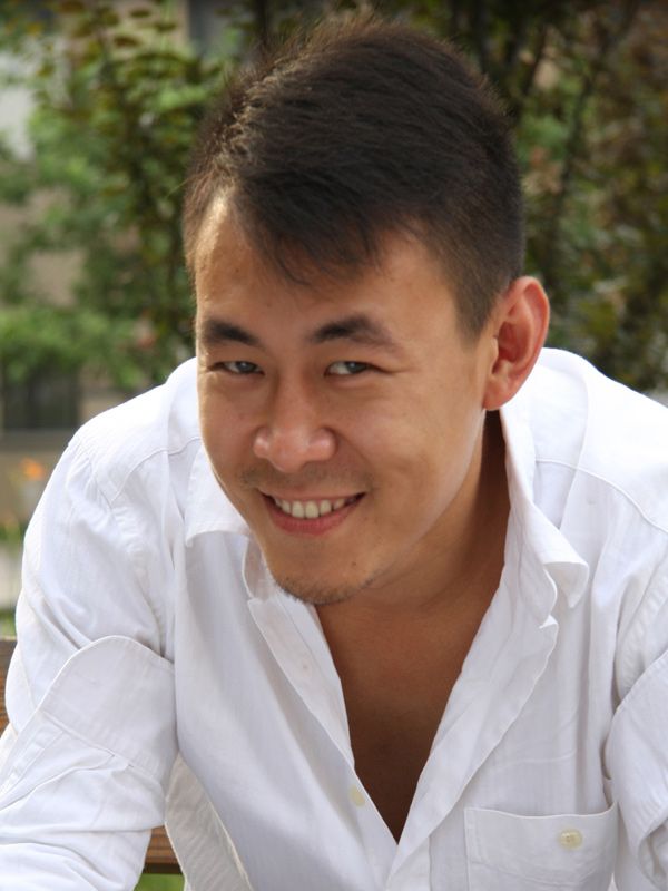 Yong Hou - AlloCiné