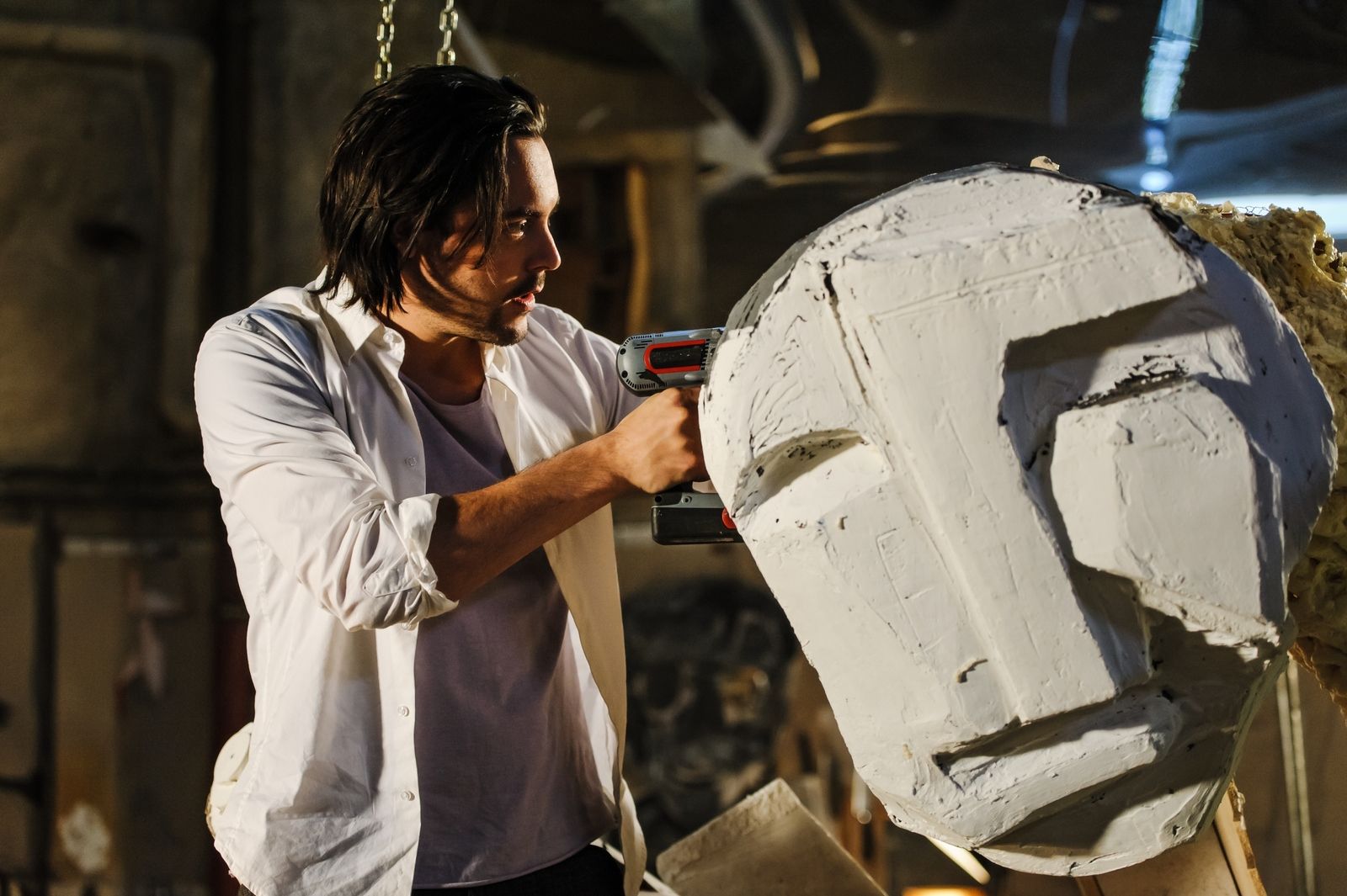 Photo du film Posthumous - Photo 4 sur 8 - AlloCiné