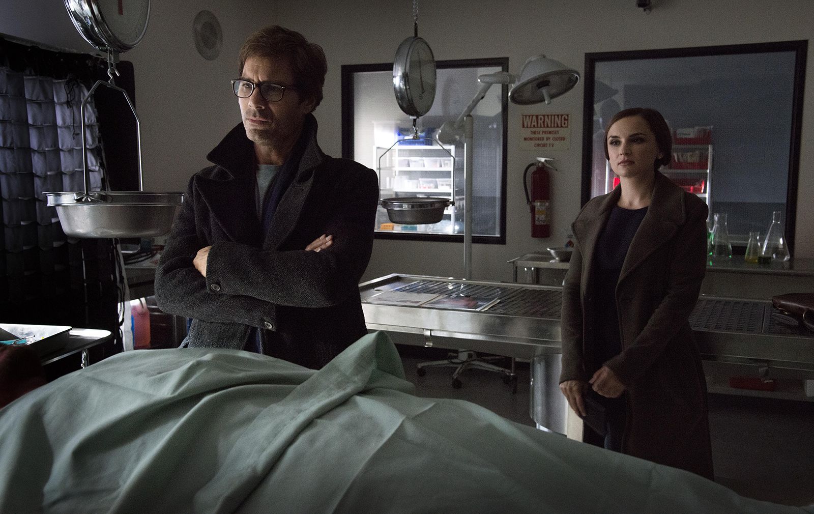 Perception : Perception : Photo Eric McCormack, Rachael Leigh Cook - 7 ...