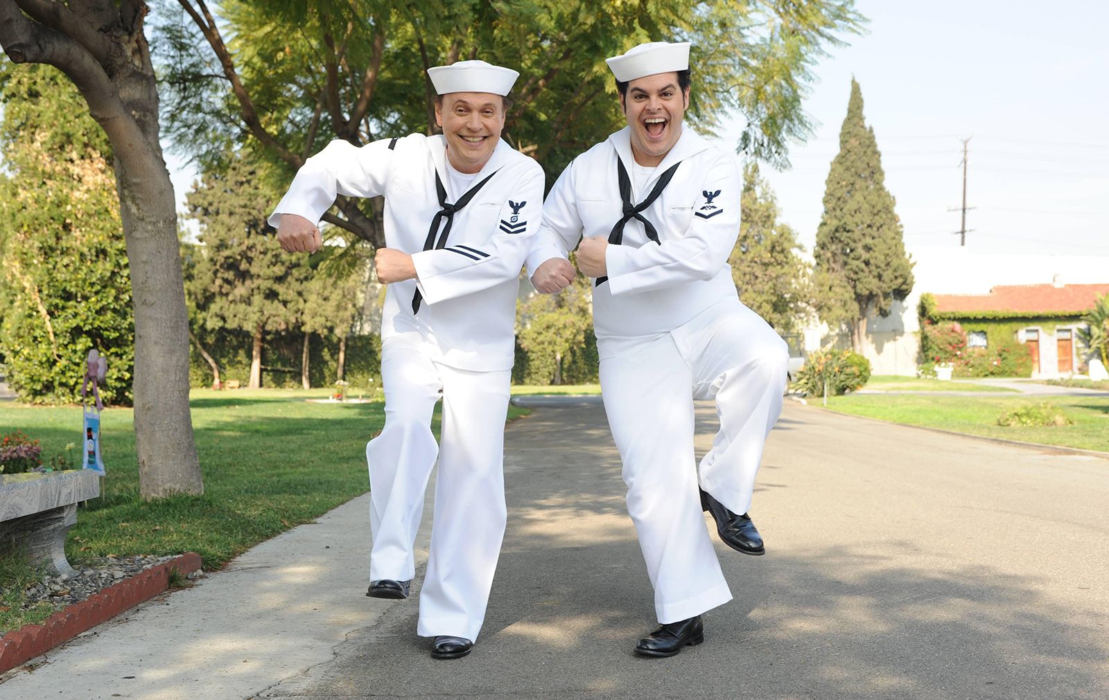 The Comedians : The Comedians : Photo Josh Gad, Billy Crystal - 17 sur ...