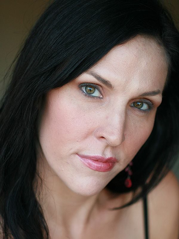 Jennifer Floyd - AlloCiné