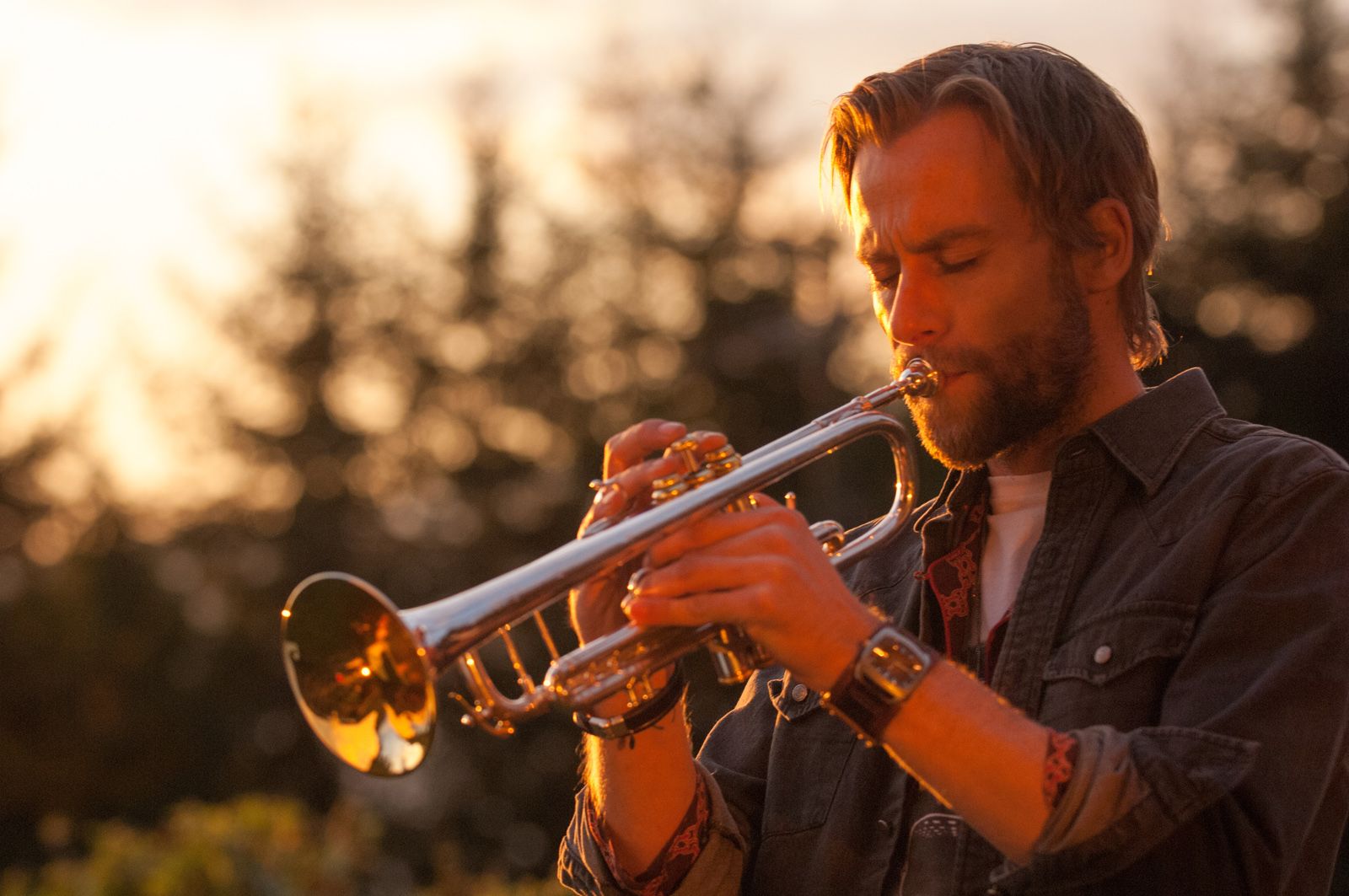 Photo de Joe Anderson - Horns : Photo Joe Anderson - Photo 25 sur 78 ...