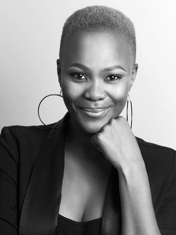 Zikhona Sodlaka - AlloCiné