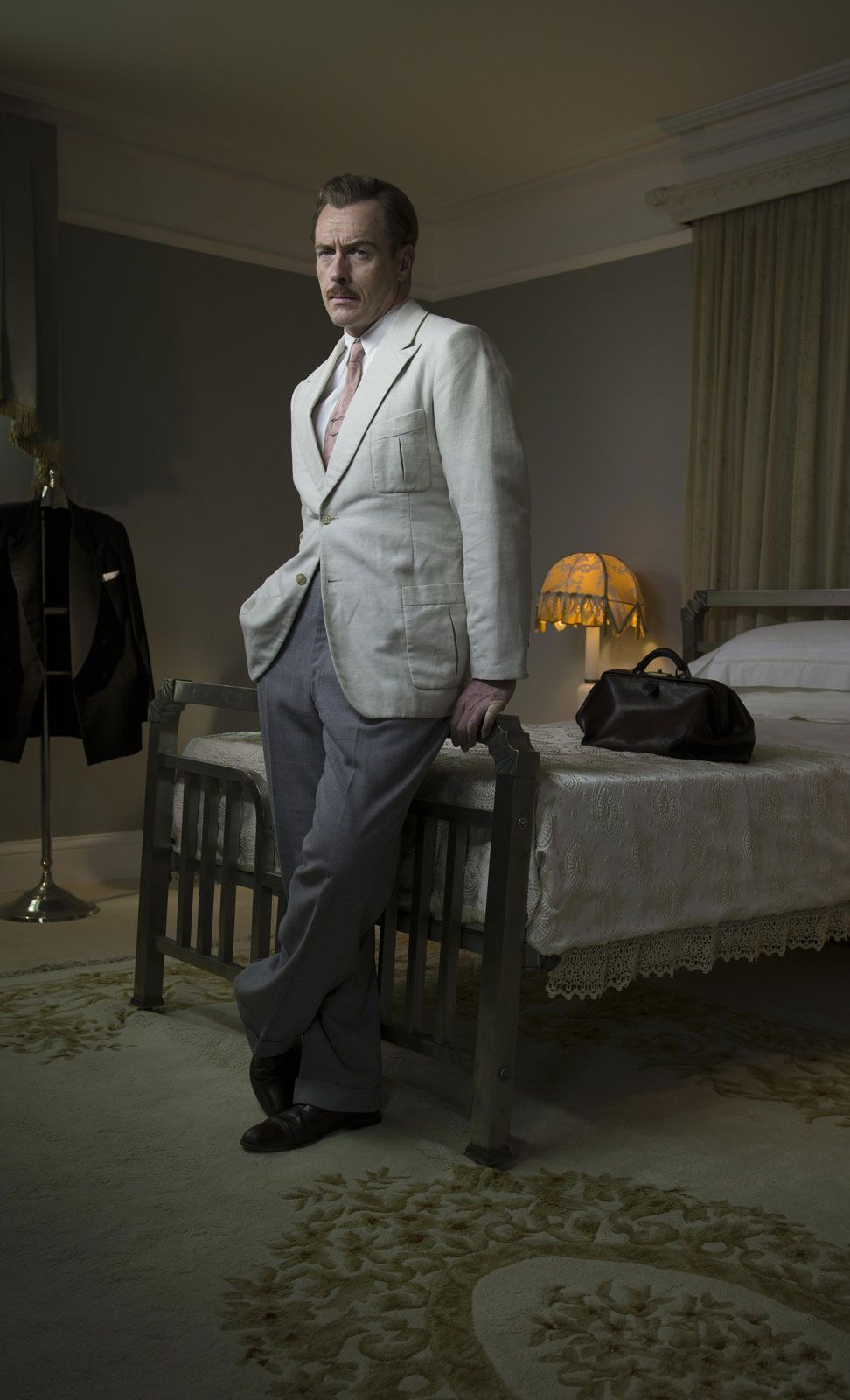 Photo de Toby Stephens - Photo Toby Stephens - Photo 47 sur 98 - AlloCiné