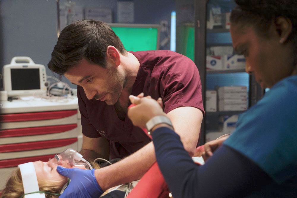 Chicago Med : Chicago Med : Photo Colin Donnell - 599 sur 696 - AlloCiné