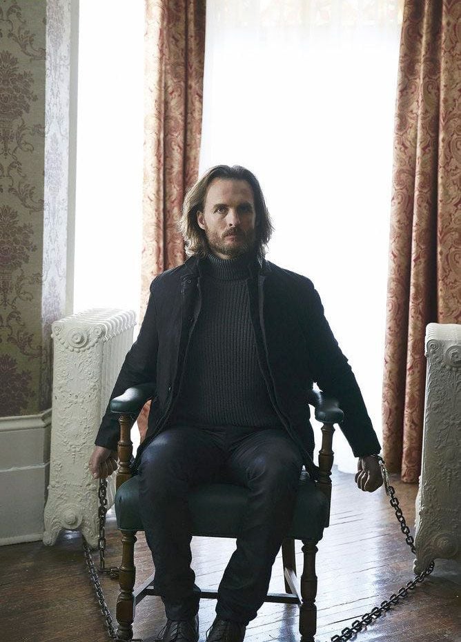 Photo de Greg Bryk - Bitten : Photo Greg Bryk - Photo 2 sur 54 - AlloCiné