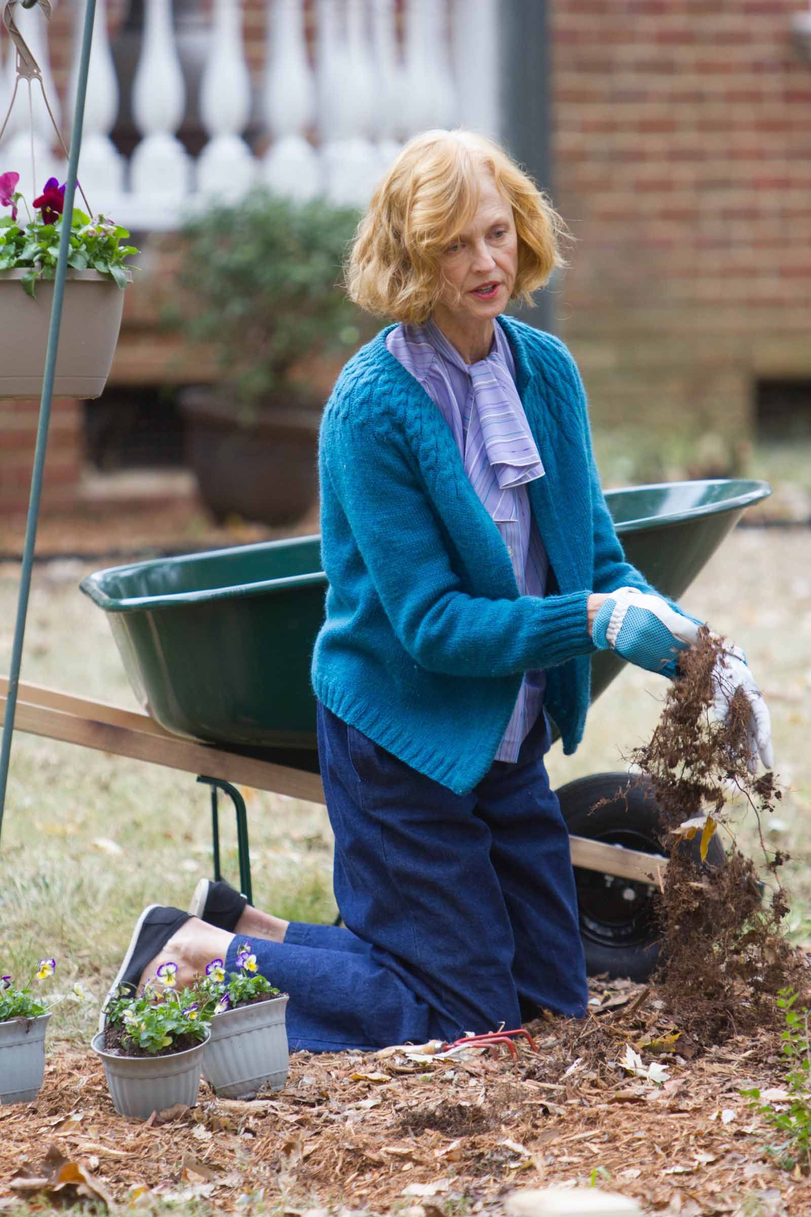 Photo de Jill Larson - L'étrange cas Deborah Logan : Photo Jill Larson ...