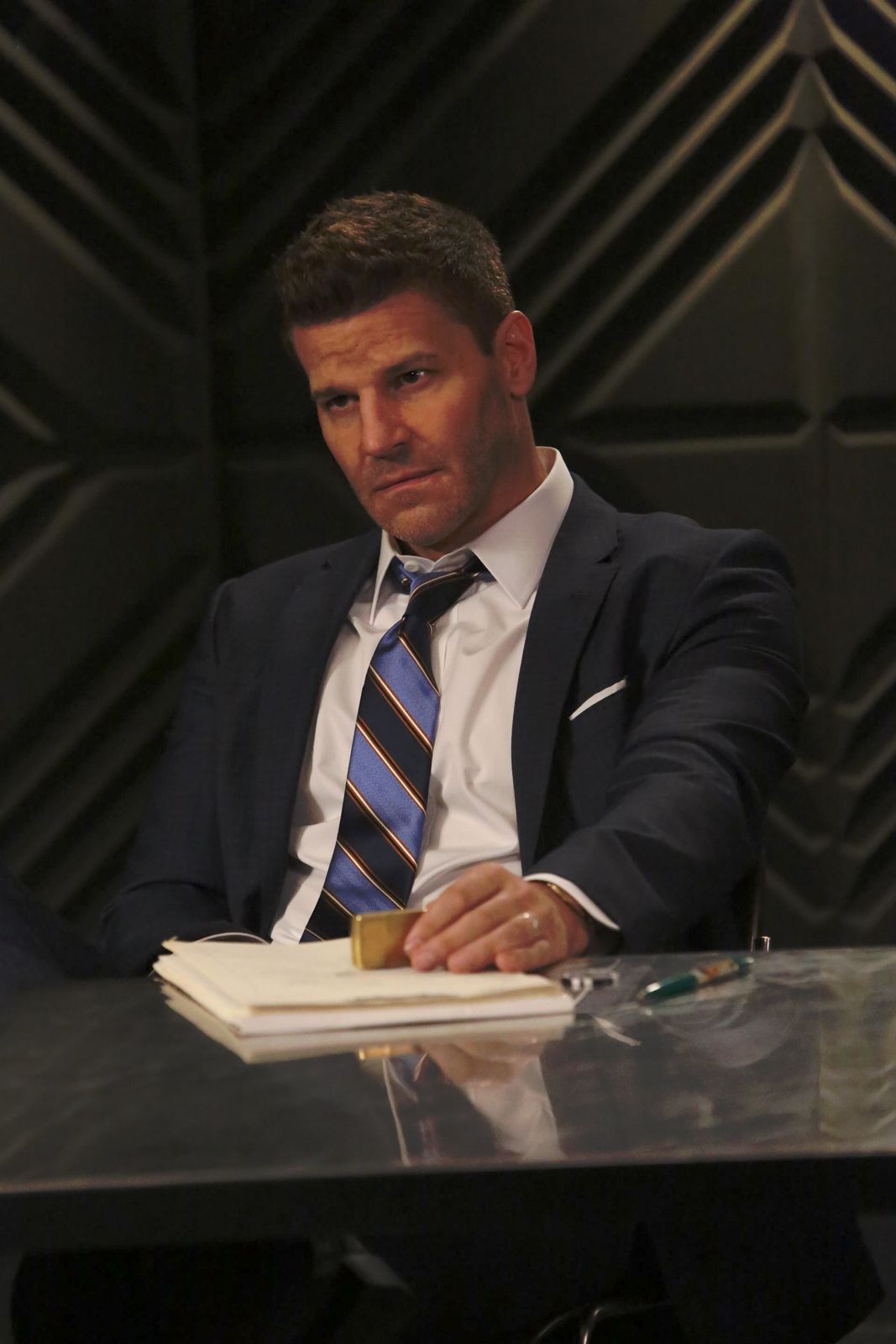 Photo de David Boreanaz - Bones : Photo David Boreanaz - Photo 200 sur ...