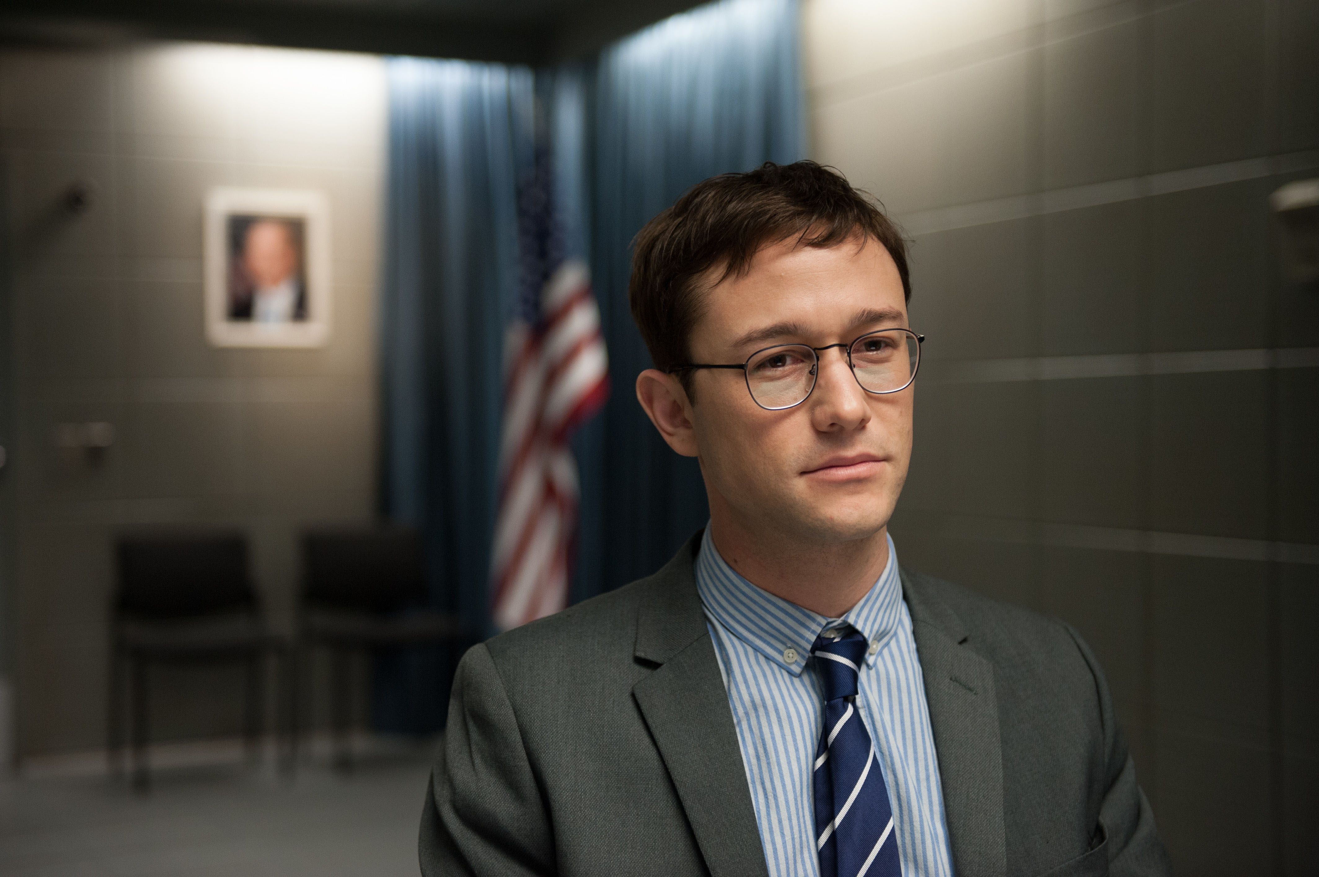 Photo du film Snowden - Photo 16 sur 24 - AlloCiné