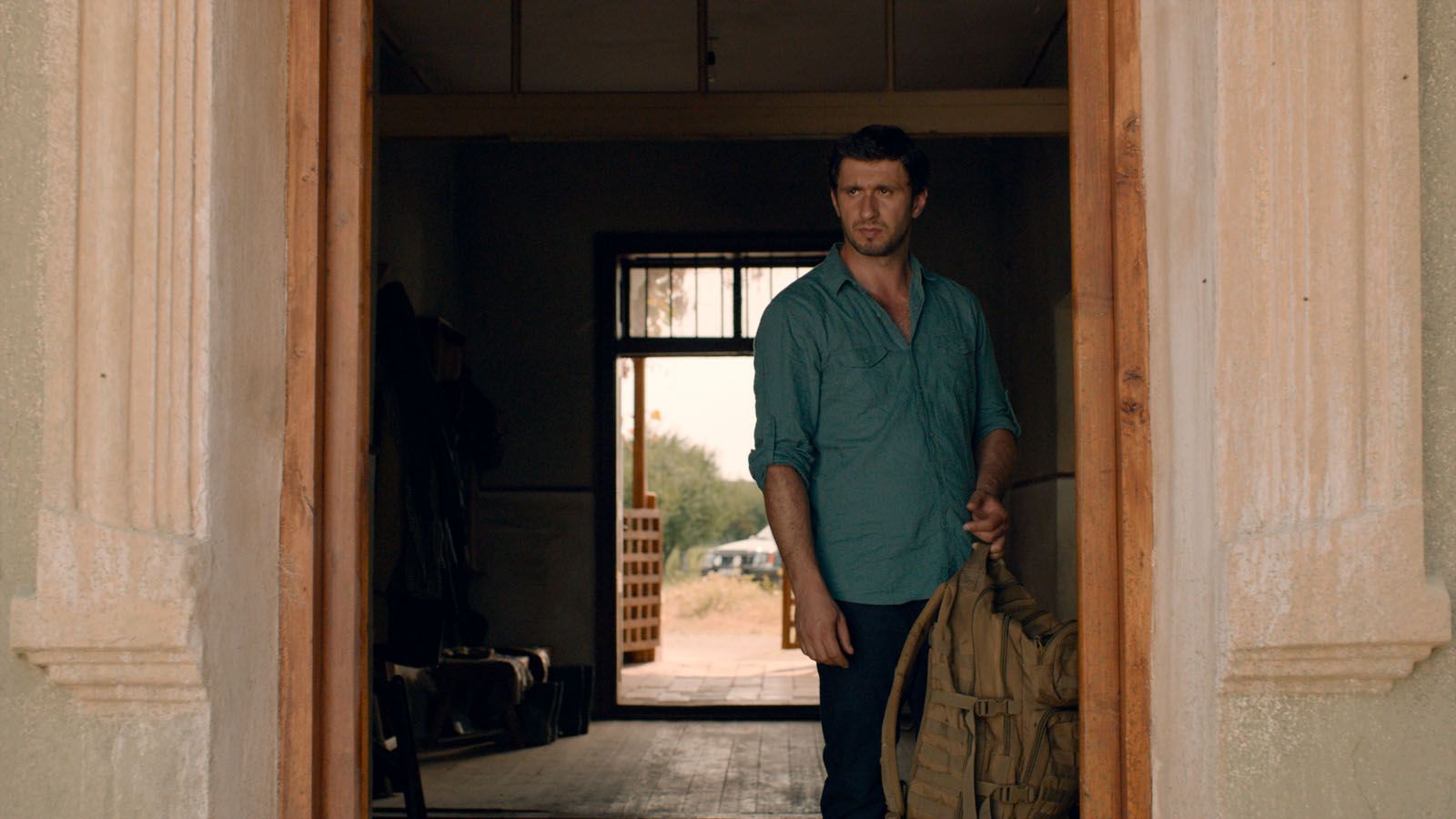 Photo du film Dogs - Photo 1 sur 14 - AlloCiné