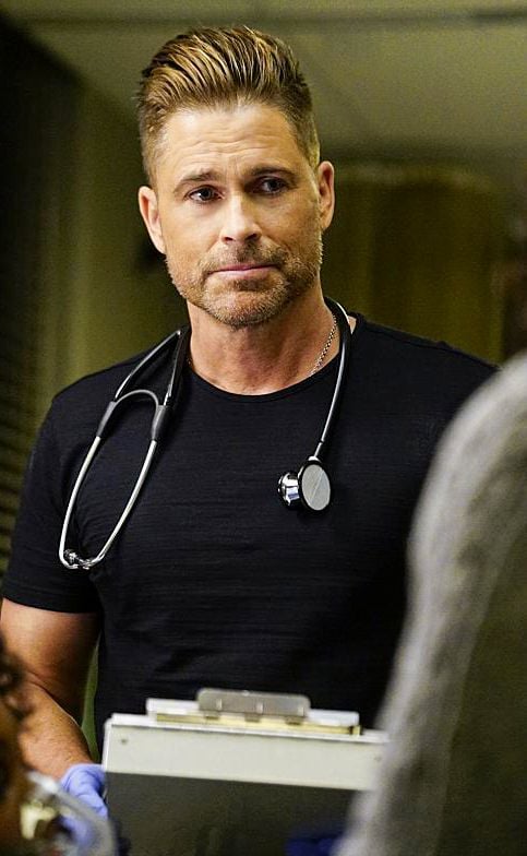 Photo de Rob Lowe - Code Black : Photo Rob Lowe - Photo 97 sur 206 ...