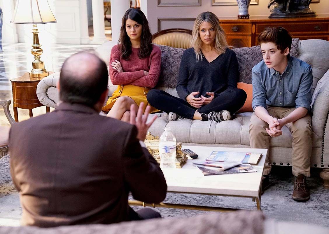 Photo de Kaitlin Olson - Very Bad Nanny : Photo Sofia Black D'Elia ...