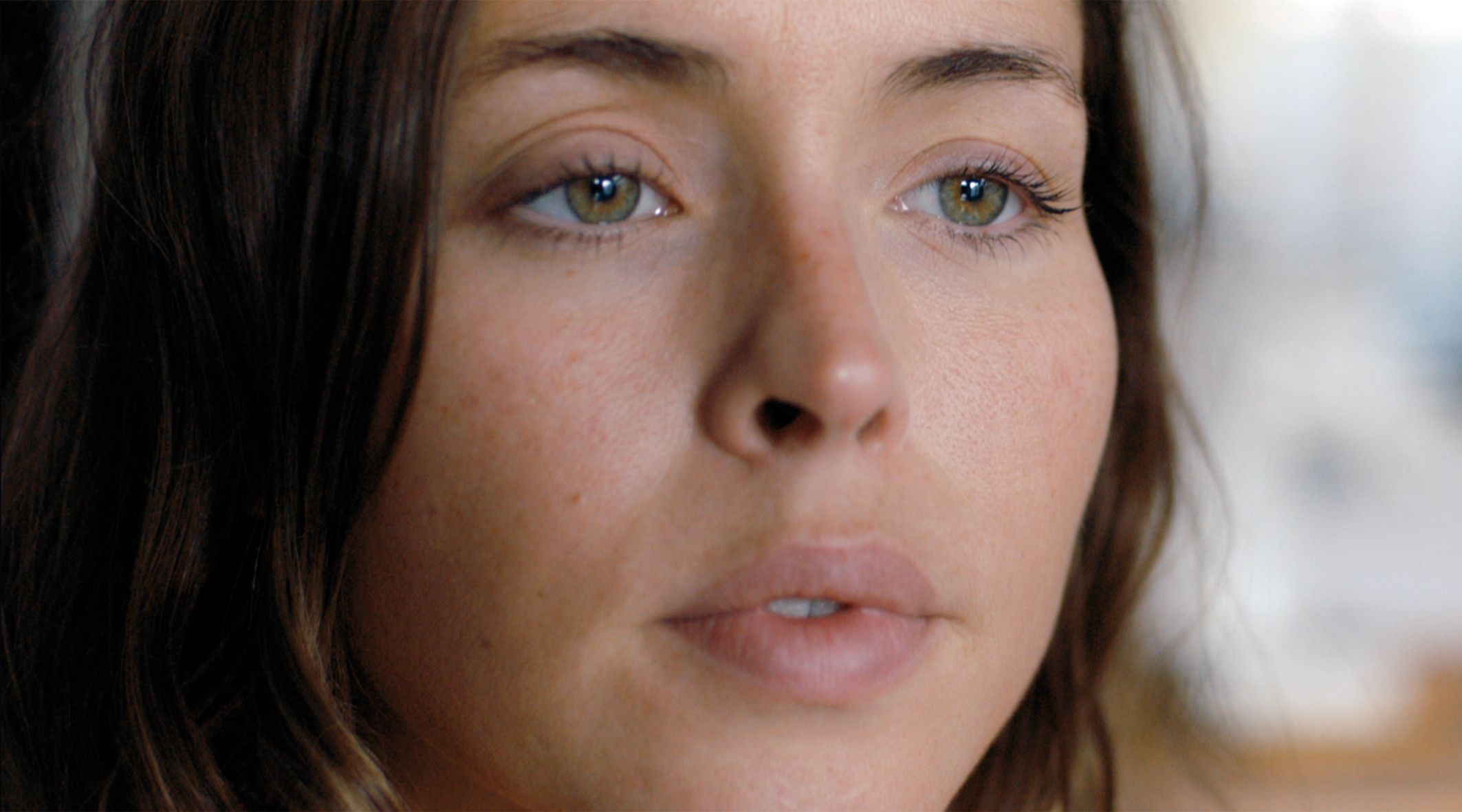 Photo de Natalie Krill - Below Her Mouth : Photo Natalie Krill - Photo ...