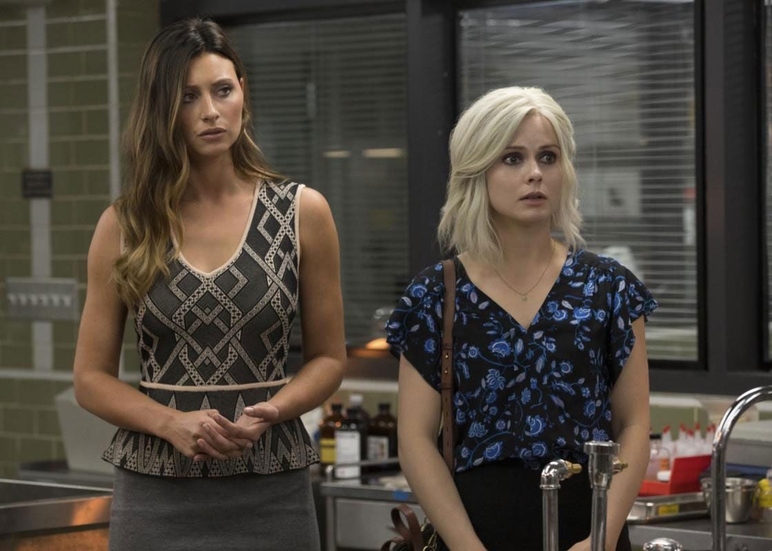 iZombie : iZombie : Photo Rose McIver, Aly Michalka - 197 sur 405 - AlloCiné