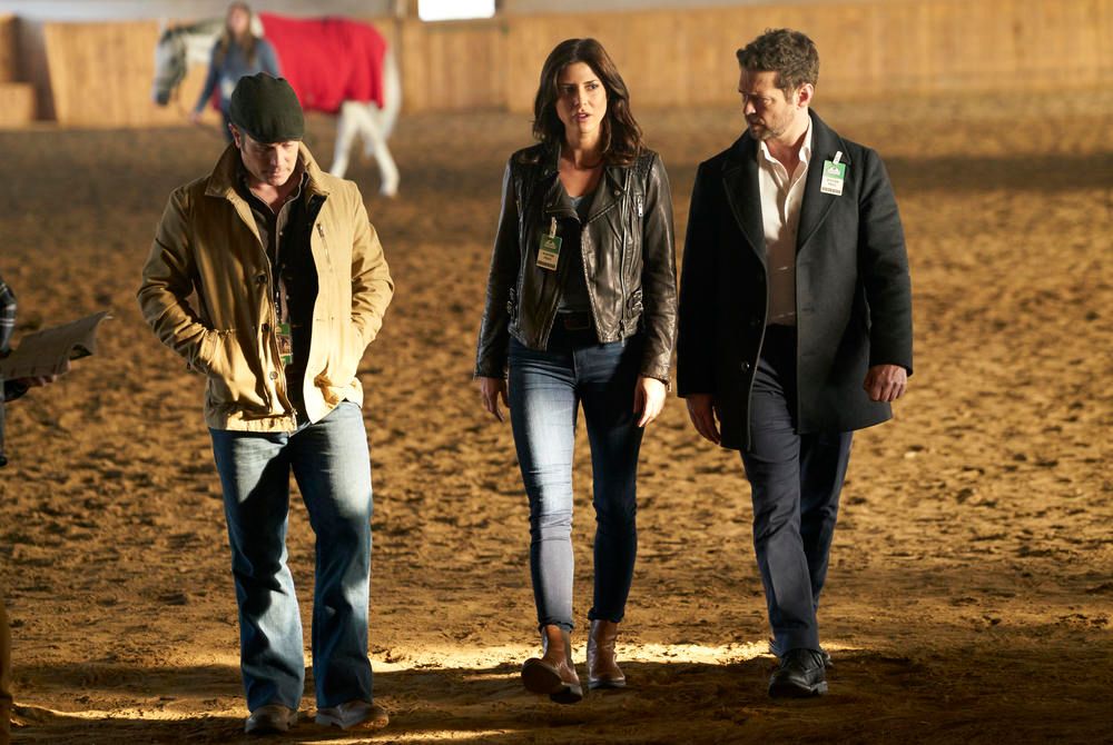 Private Eyes : Photo Cindy Sampson, Jason Priestley - 70 sur 81 - AlloCiné