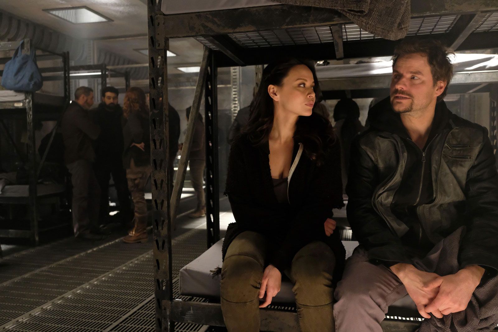 Photo de Melissa O'Neil - Dark Matter : Photo Melissa O'Neil, Anthony Lemke - Photo 71 sur 124 ...