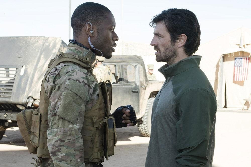 Night Shift : Night Shift : Photo Eoin Macken, Jack Forcinito - 44 sur ...