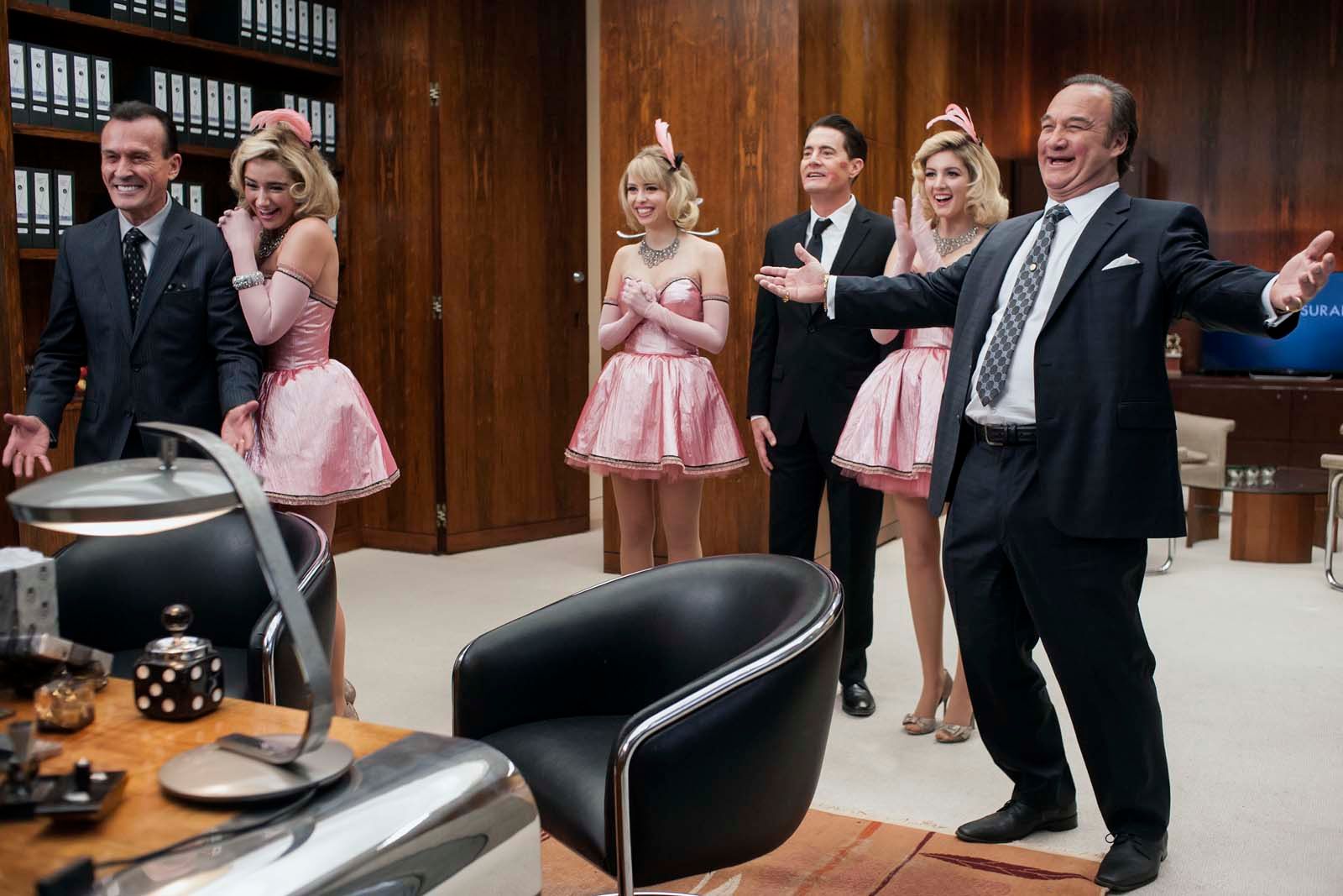 Photo de Amy Shiels - Twin Peaks : Photo Amy Shiels, James Belushi ...