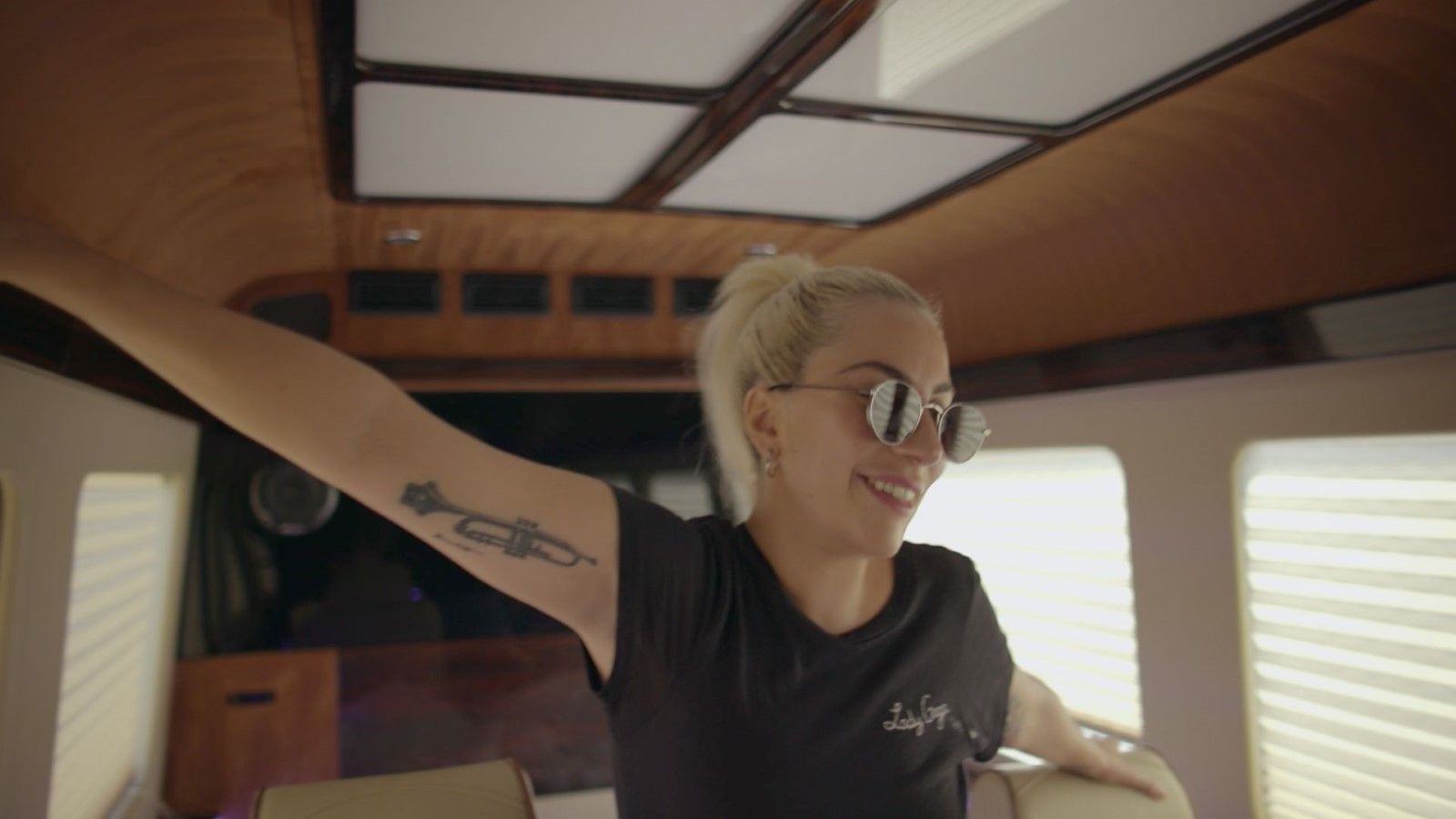 Photo de Lady Gaga - Gaga: Five Foot Two : Photo Lady Gaga - Photo 57 ...