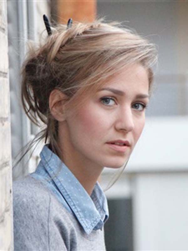 Photo de Aline Hamou - Affiche Aline Hamou - Photo 1 sur 2 - AlloCiné