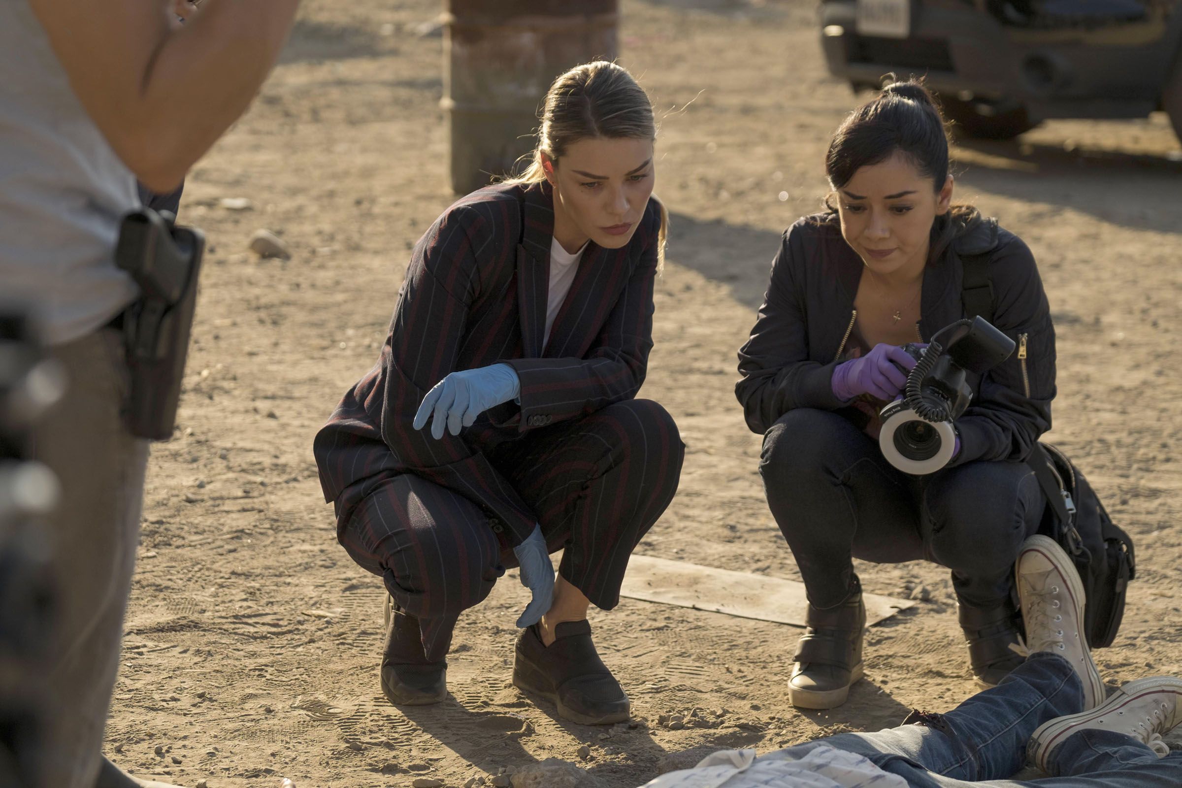 Lucifer : Lucifer : Photo Lauren German, Aimee Garcia - 211 sur 456 ...