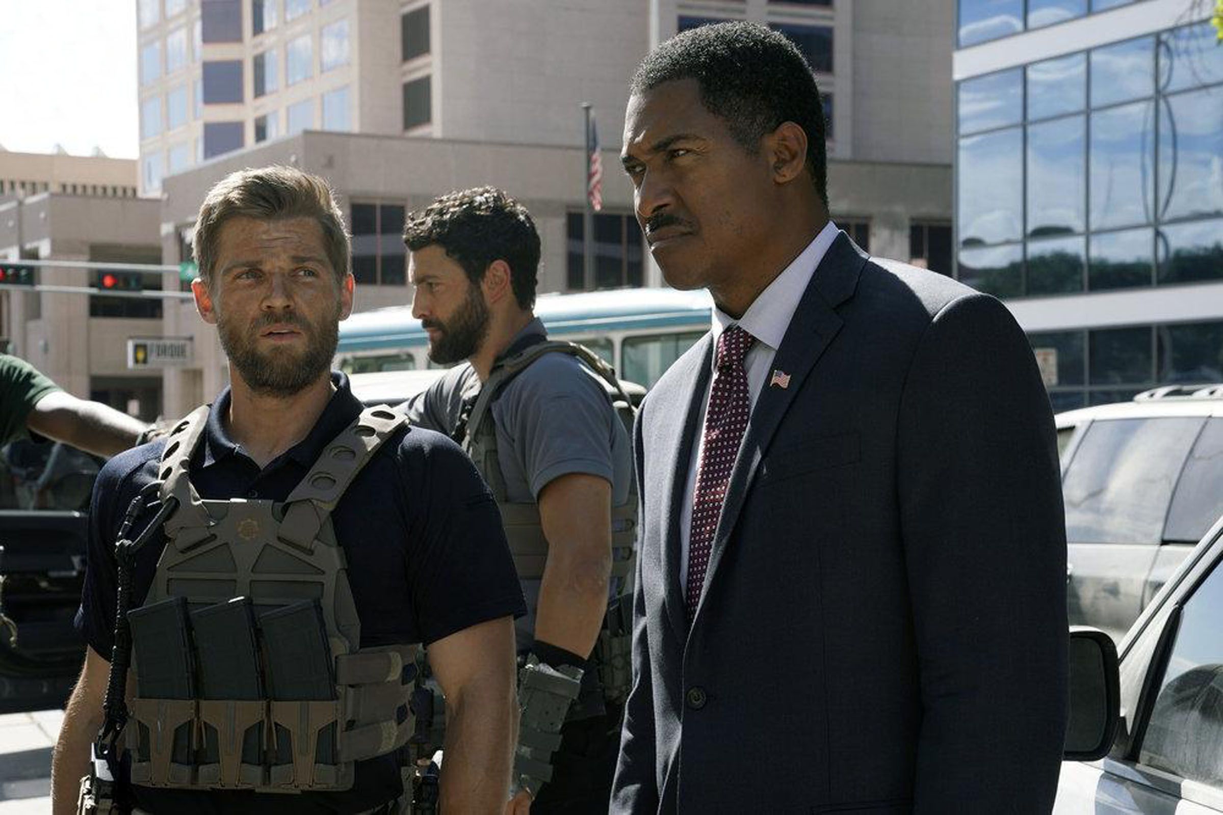 The Brave : The Brave : Photo Mike Vogel, Noah Mills - 31 sur 86 - AlloCiné