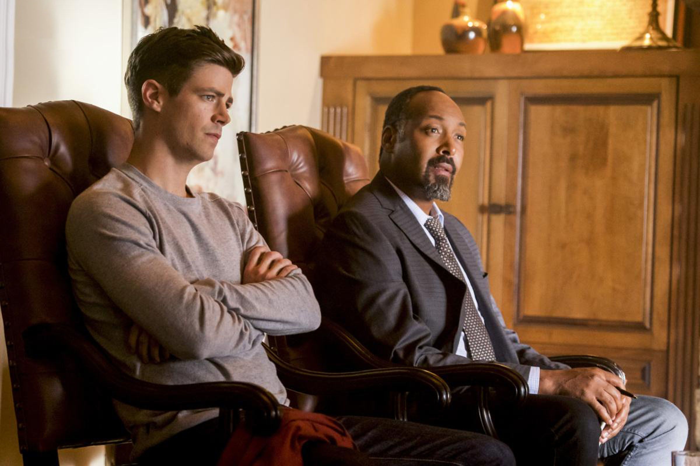 Flash (2014) : Flash (2014) : Photo Jesse L. Martin, Grant Gustin - 458 ...