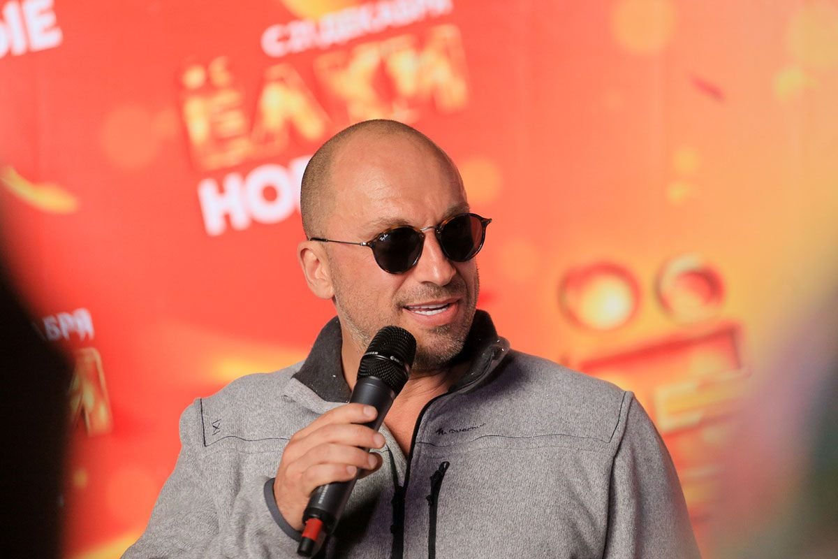 Photo de Dmitriy Nagiev - Yelki novyye : Photo Dmitriy Nagiev - Photo 9 sur 14 - AlloCiné