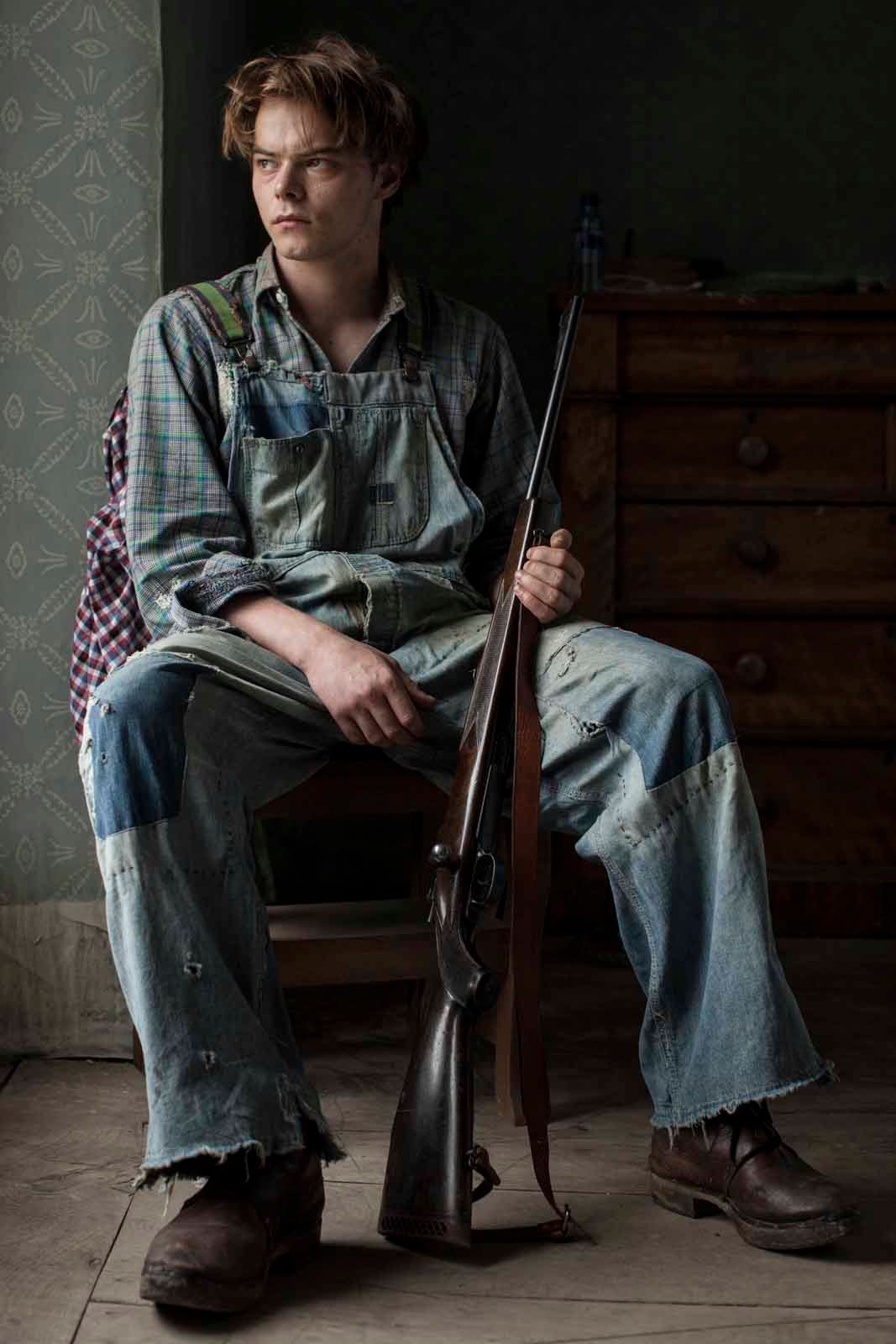 Photo de Charlie Heaton - Le Secret des Marrowbone : Photo Charlie ...